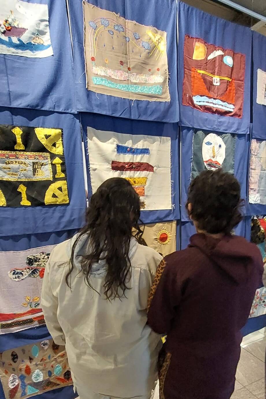 Usuários Dos Caps Ad Visitam Museus Da Ufrgs E Da Pucrs Em Porto Alegre